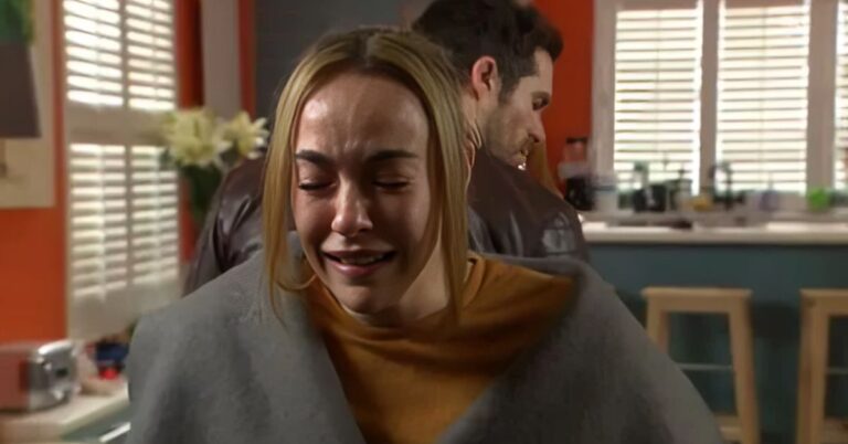 Heartbroken Stephanie Hurt: Life as the Wife of Charles Hurt